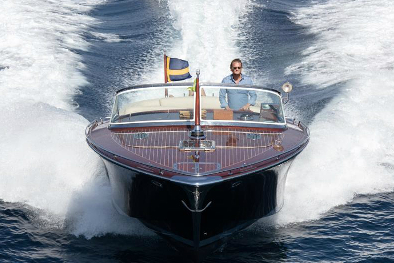 Bentley on Water: 4 Reasons to Buy a J Craft Torpedo - JamesEdition.com