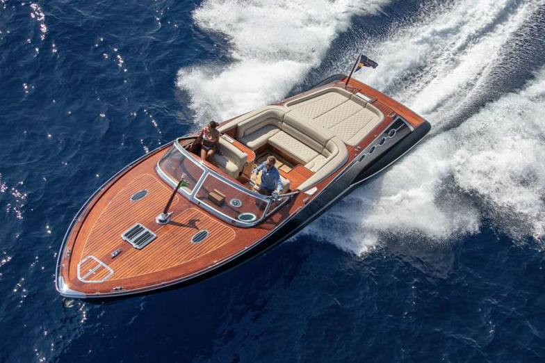Bentley on Water: 4 Reasons to Buy a J Craft Torpedo - JamesEdition.com