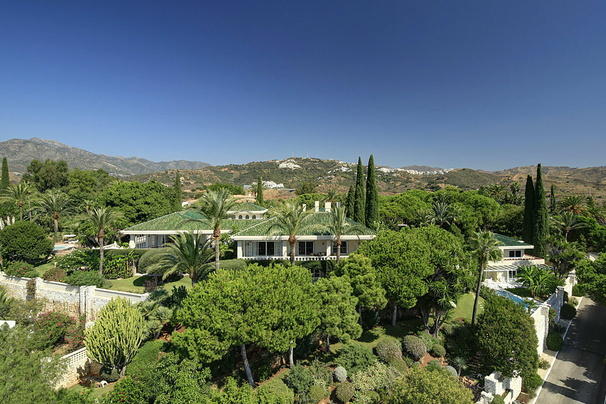 Luxury villas in Marbella: Top 12 properties and taxes tips