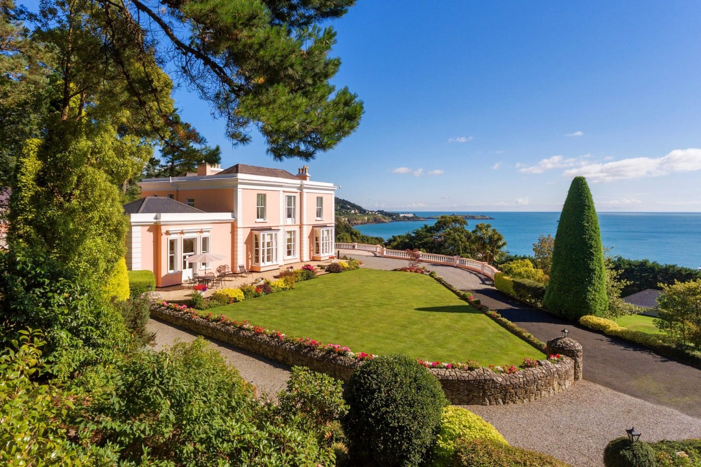 The 10 Best Places in Ireland to Live as an Expat (Plus, Homes for Sale)