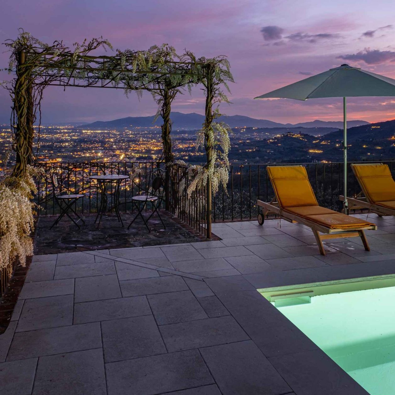 This Charming Tuscan Villa is the Latest Star of August’s Premium ...