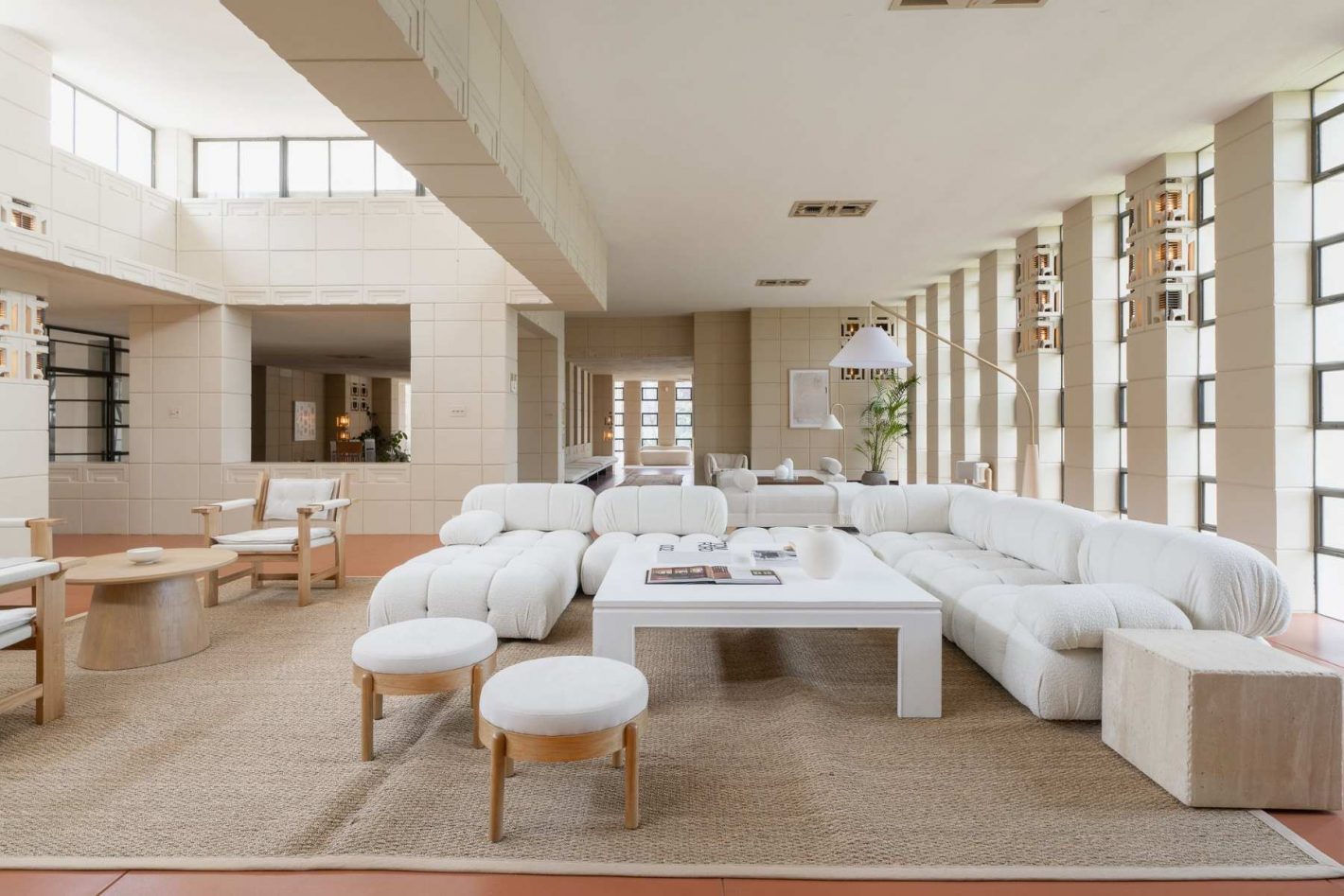 Restored Frank Lloyd Wright Mansion Hits the Market in Tulsa, USA ...