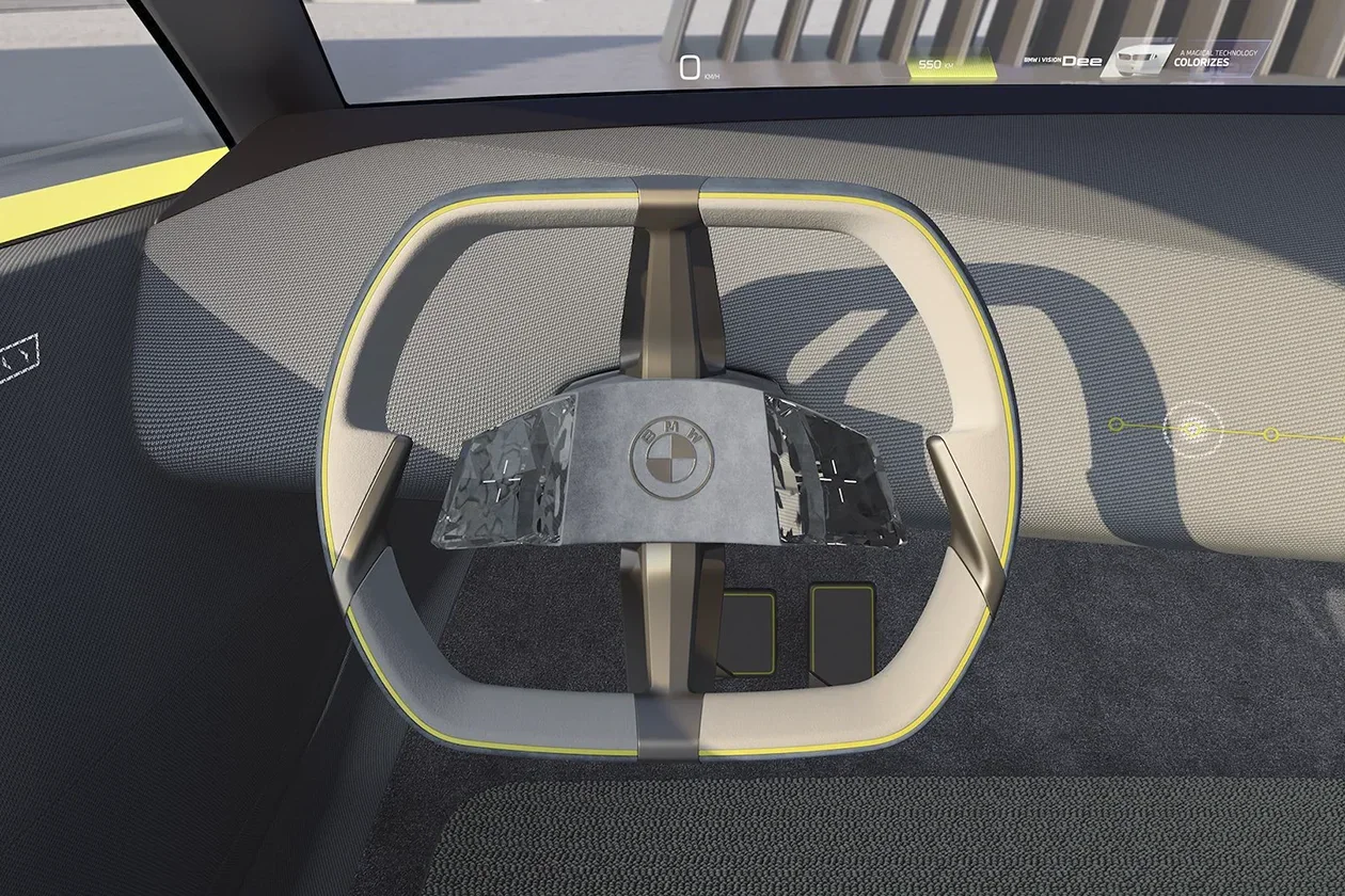 BMW iVision Dee: Merging Digital Soul with the Future of Driving ...