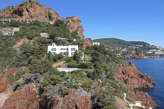 Modernist Masterpiece Villa Le Trident is Up for Sale in France ...