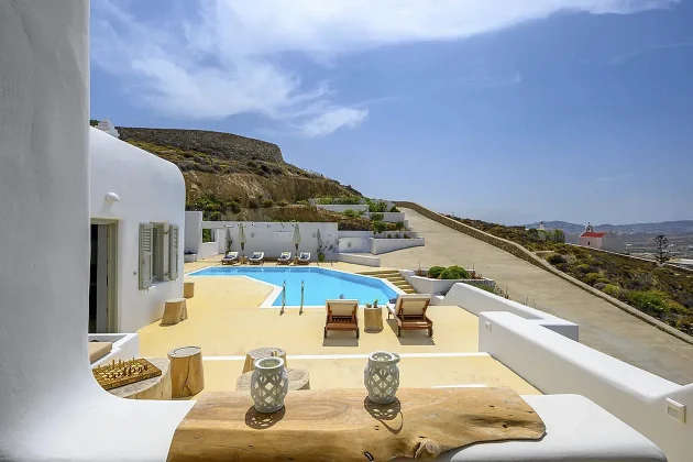 From Mykonos to ‘The Caribbean of Greece’: Unveiling Five Villas for Sale in the Most Coveted ...