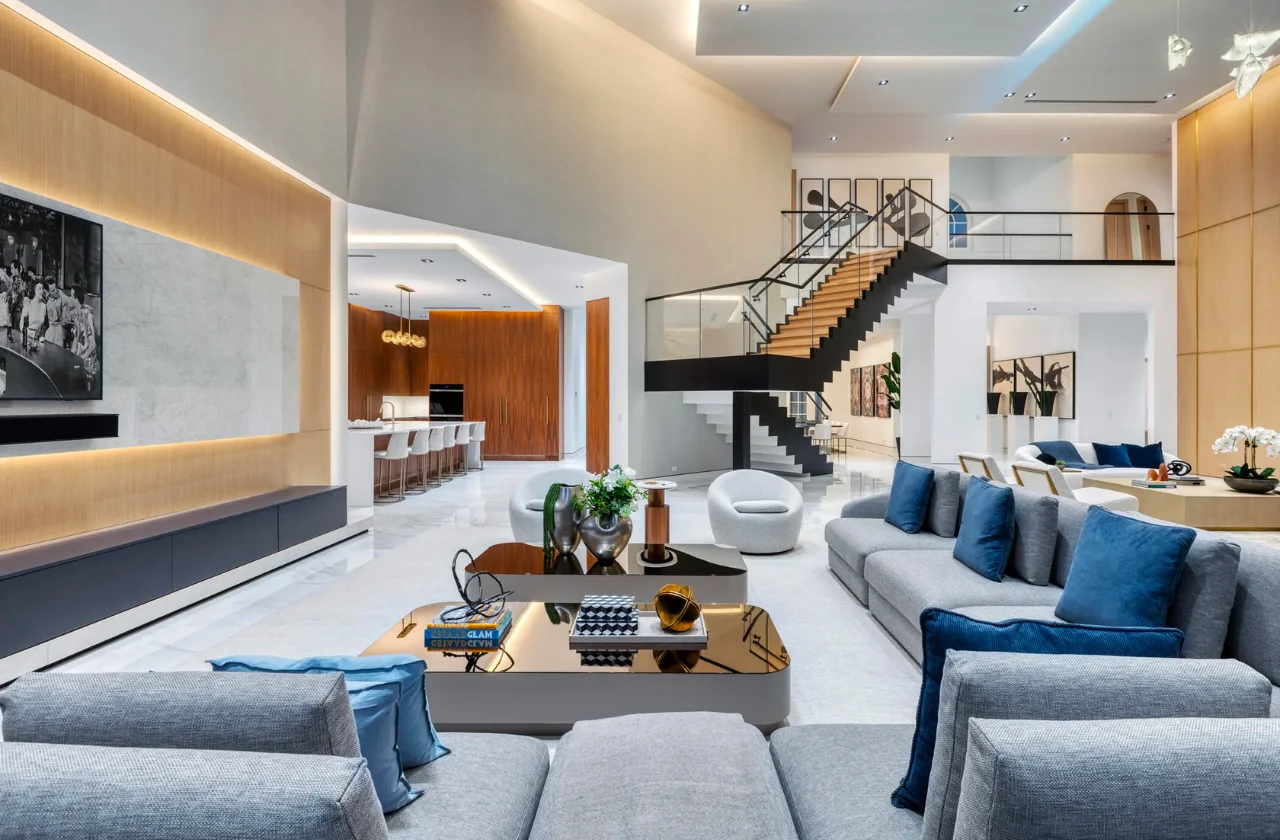 A Journey Around The Globe: 10 New Homes On JamesEdition This Week ...