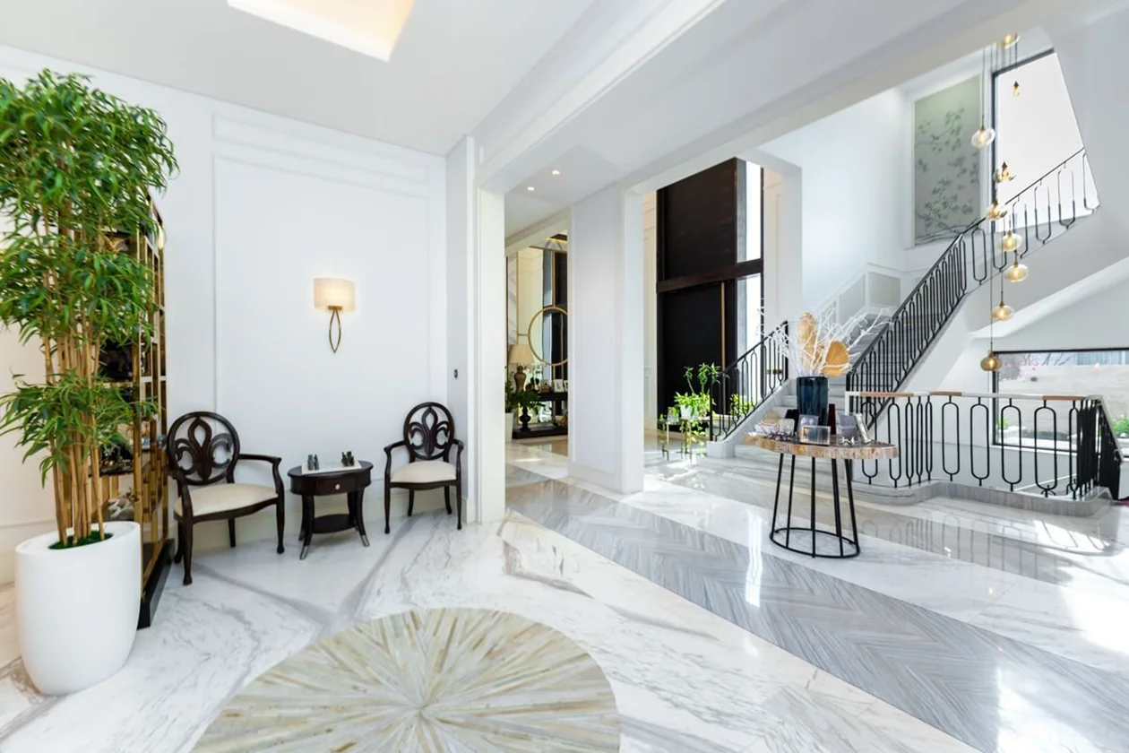 Custom-Built Mansion with Views of Burj Khalifa Coming to Market in ...