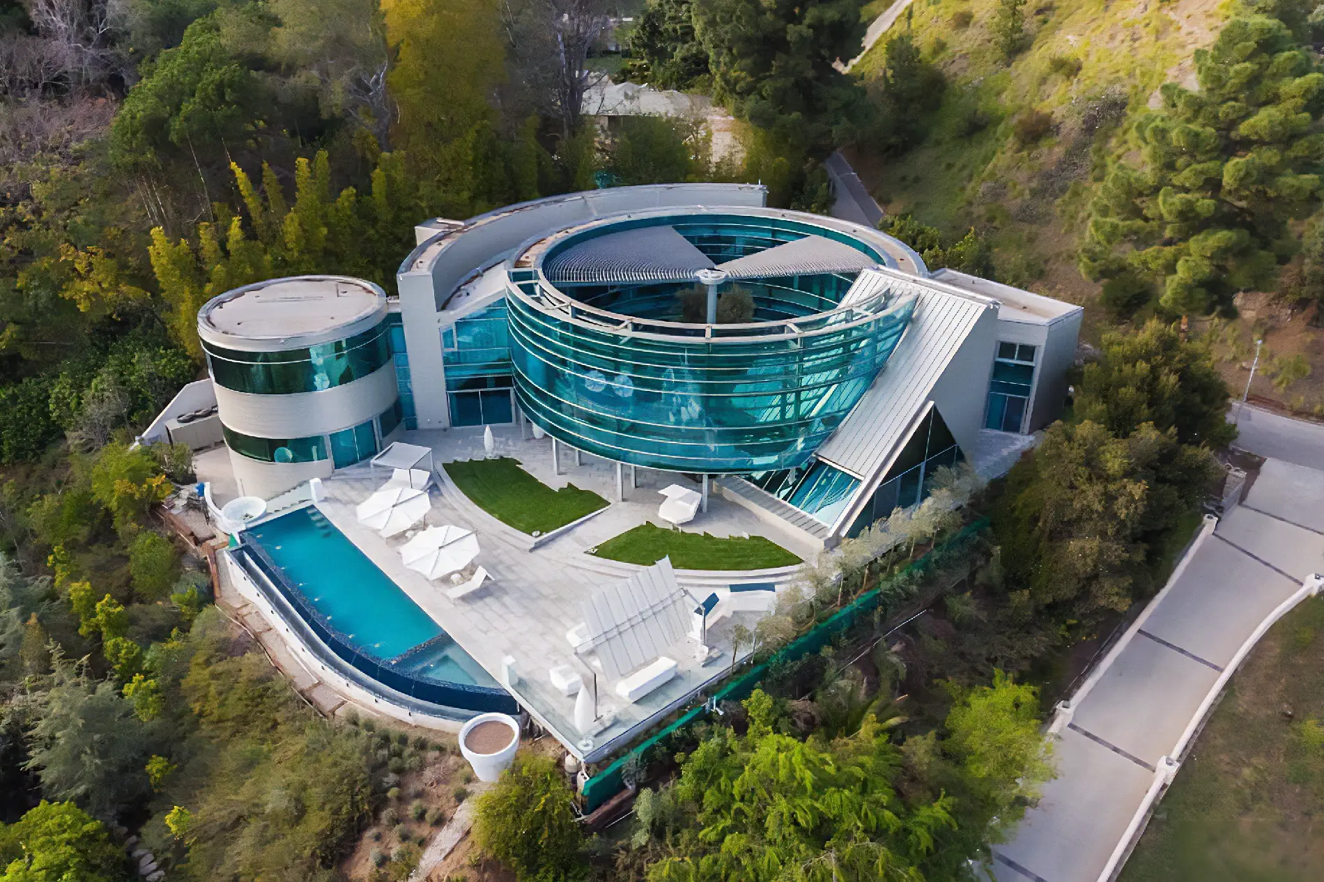 JamesEdition: Real Estate – Explore the World’s Finest Luxury Properties